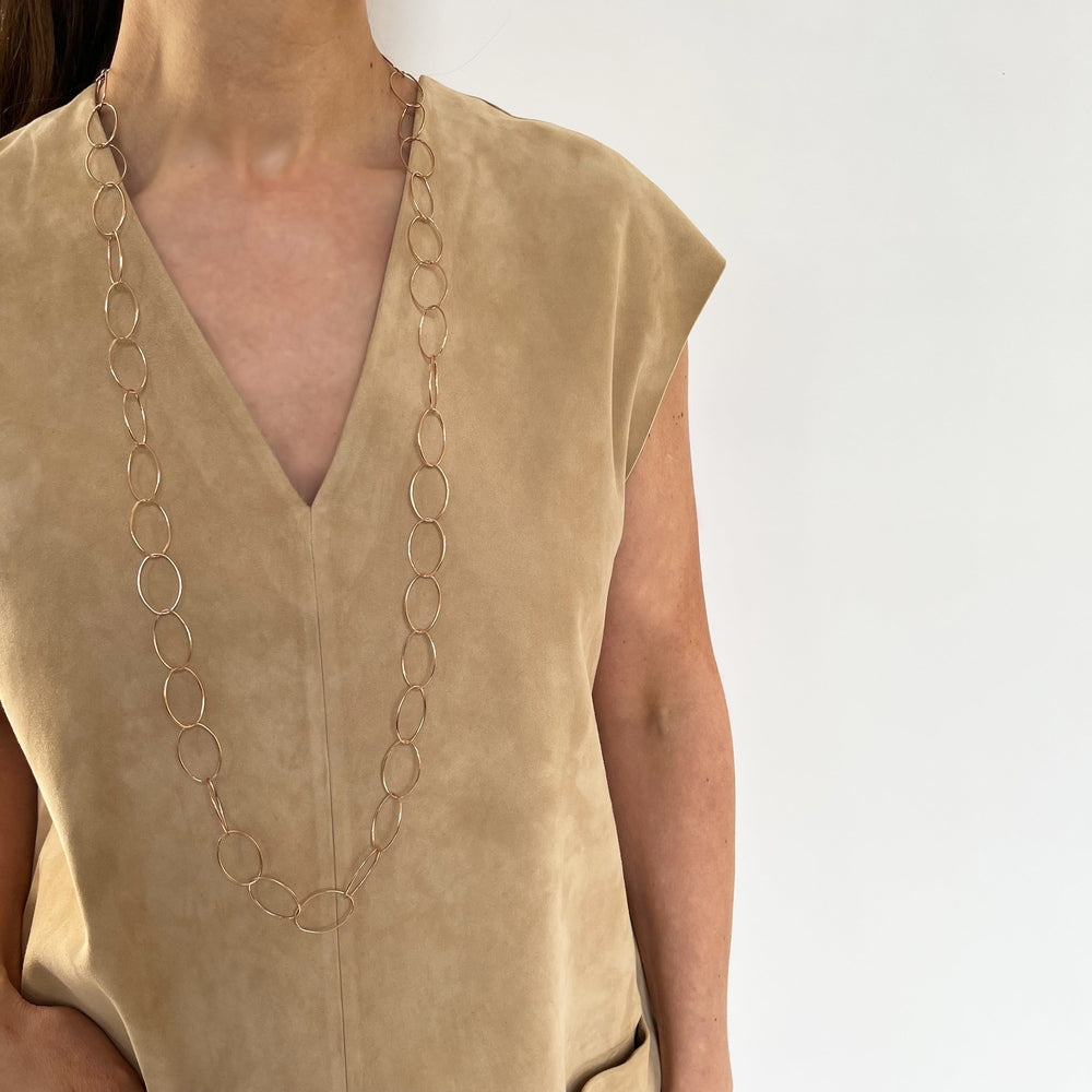 Marjana von Berlepsch – STRING – Kette Y Kette vergoldet